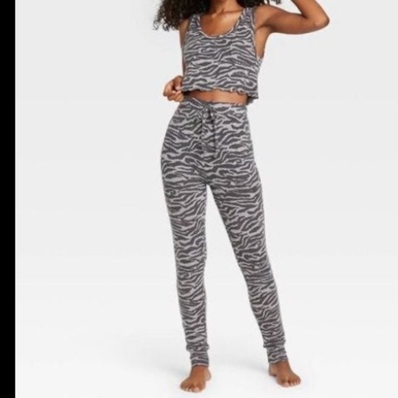 Colsie | Intimates & Sleepwear | Women Zebra Print Stripe Cozy Lounge ...